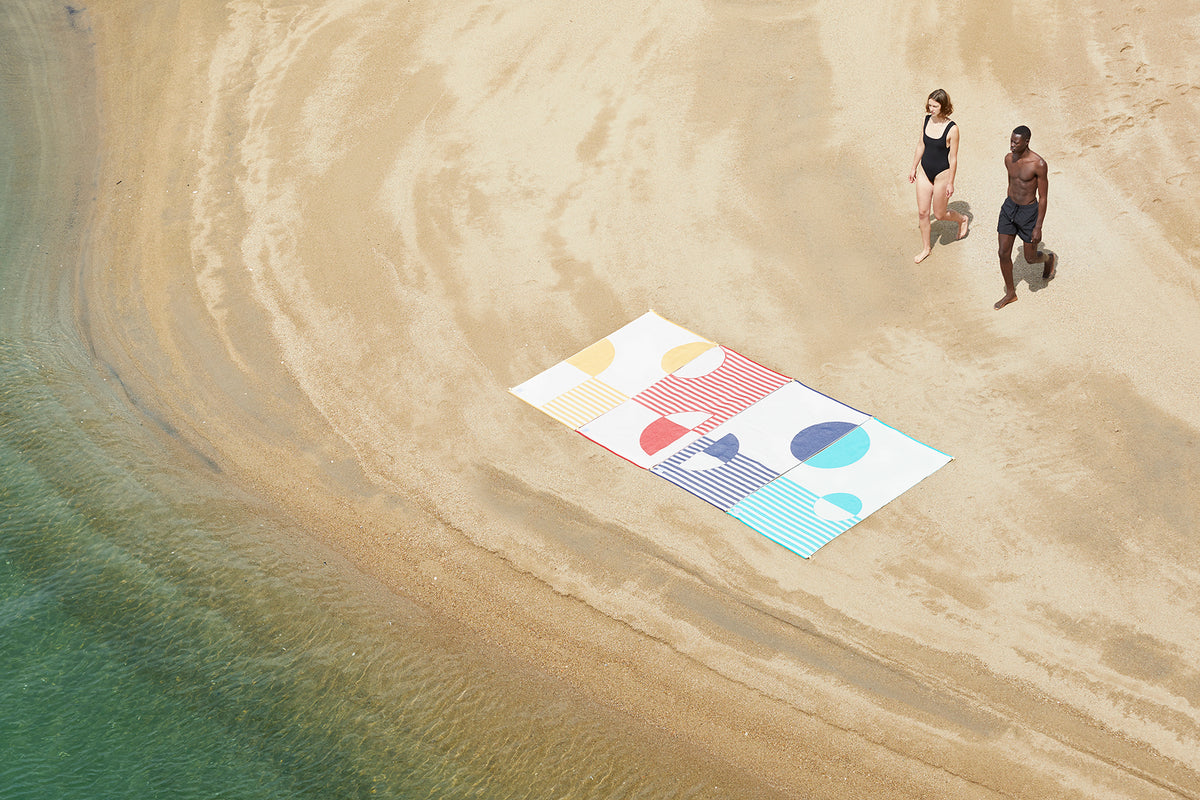 La nueva marca de alta gama de toallas de playa – TUCCA